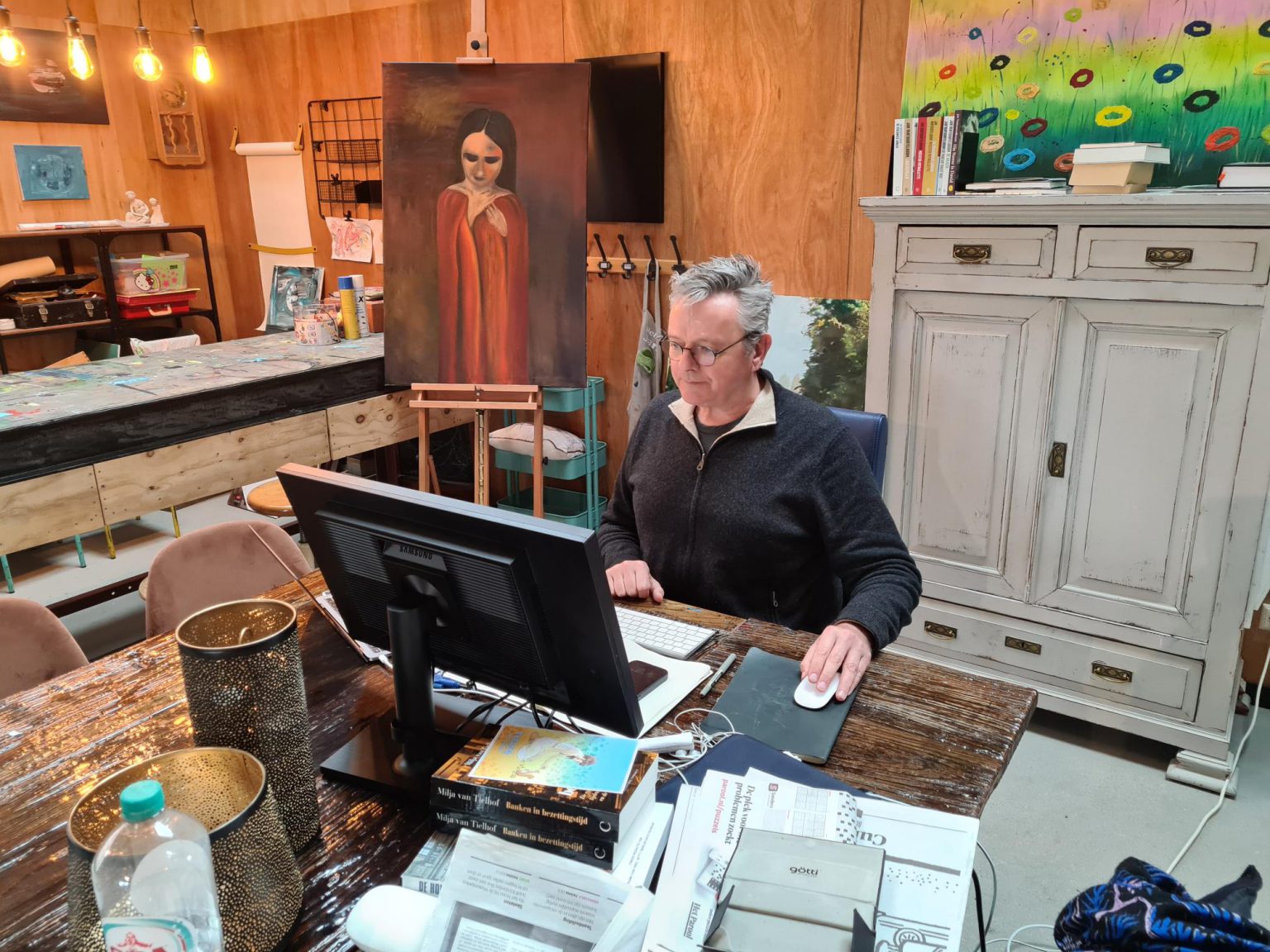 Schrijver Marc Noyons aan het werk in het Tortelnest - Jan ...